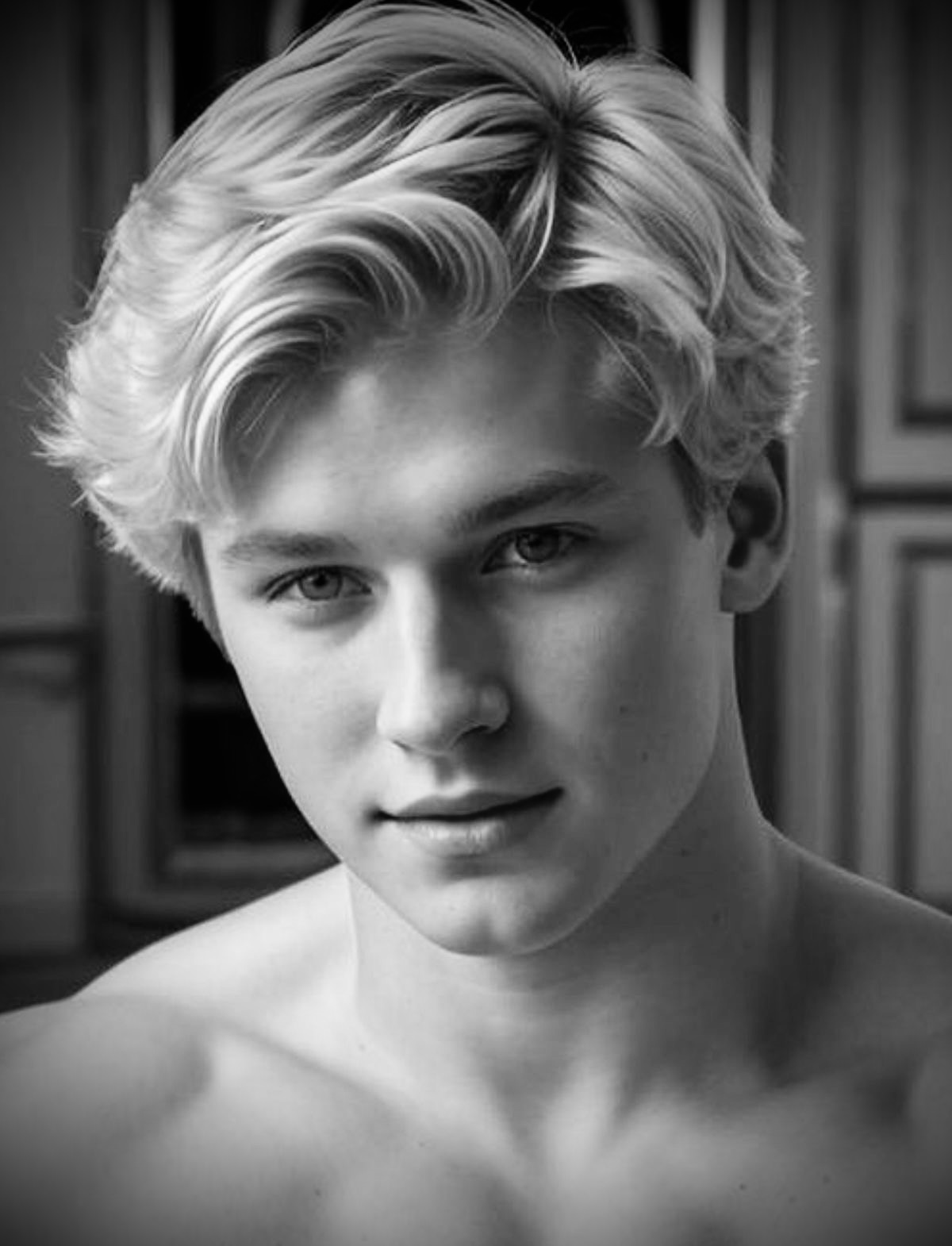 Photo album Cute Boy Portraits In B+W | Twinkaboo.com