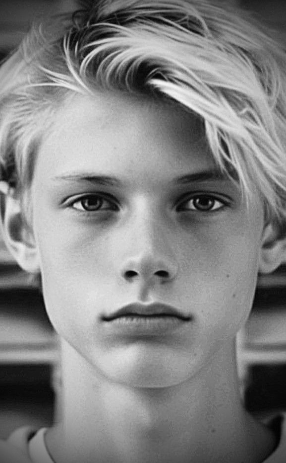 Photo album Cute Boy Portraits In B+W | Twinkaboo.com