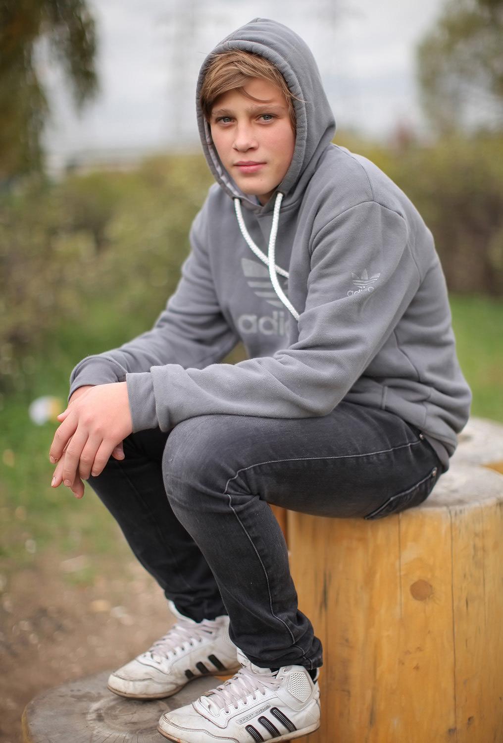 Photo album TBW Ugo in bed | Twinkaboo.com