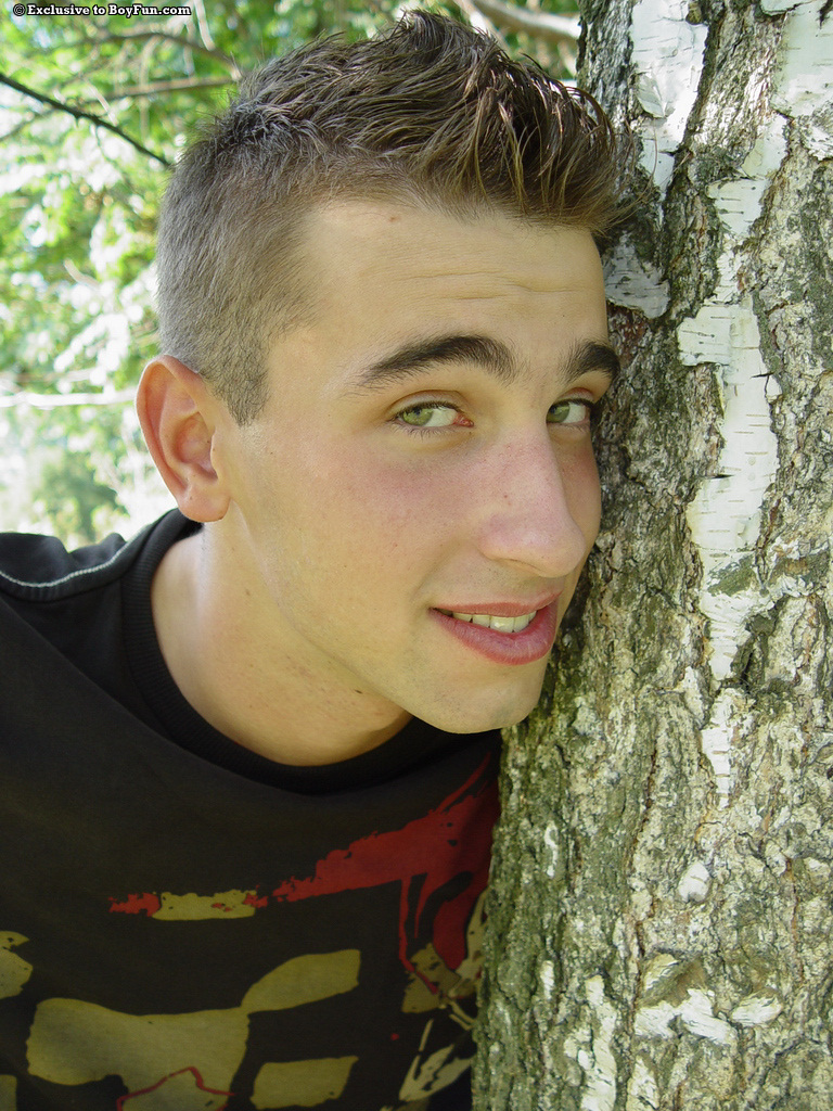 Photo album sweet Lucas jerking off outdoors | Twinkaboo.com