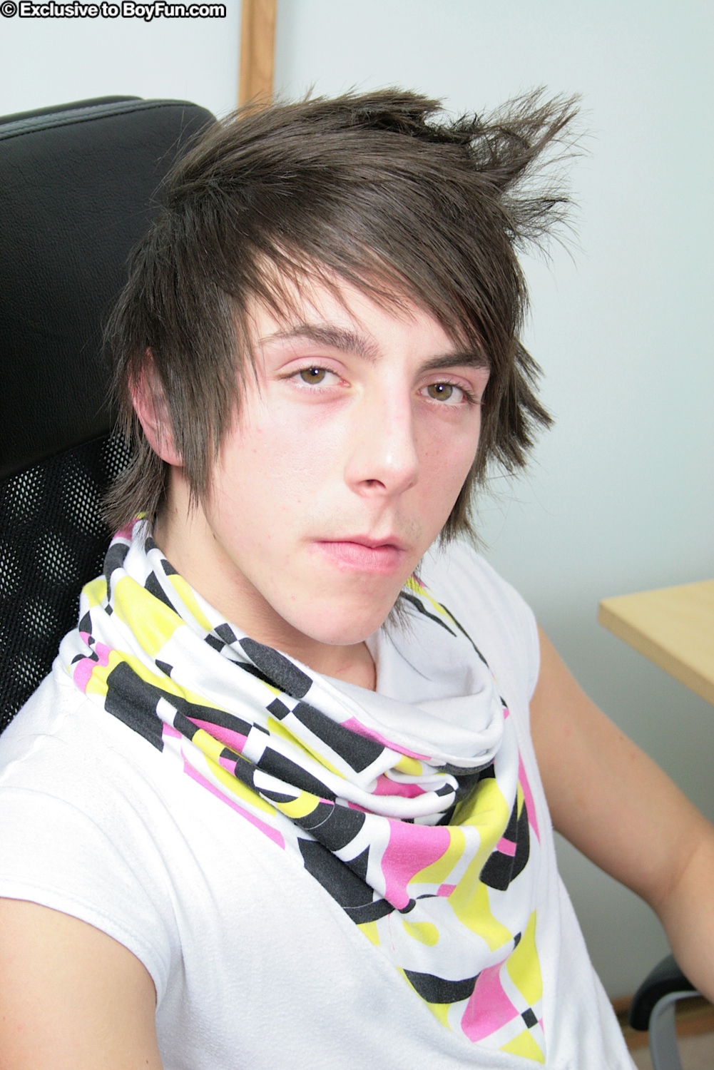 Photo album Femboy Ethan doing his homework | Twinkaboo.com